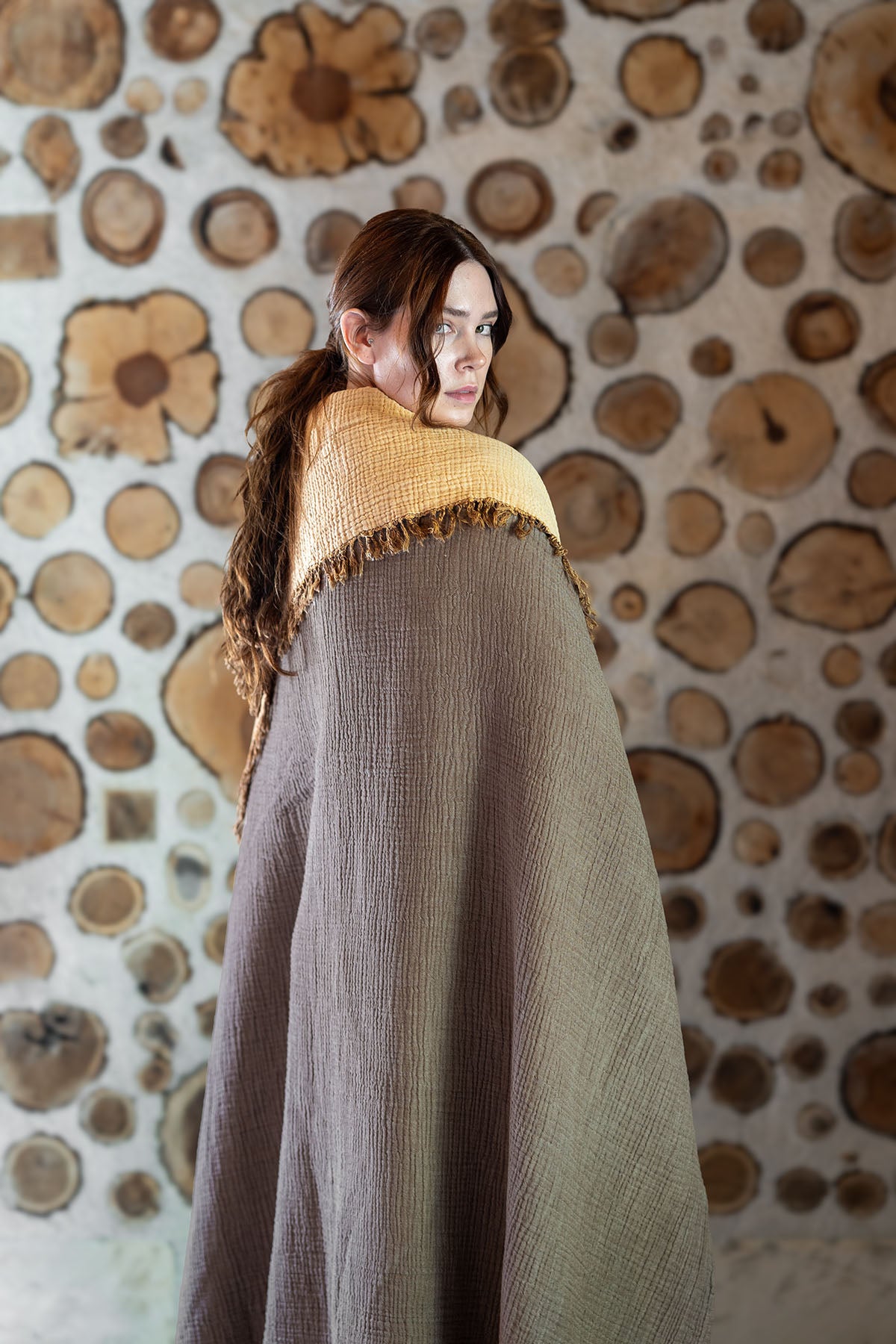 Cocoon Sofa Throw Bison-Oak Buff