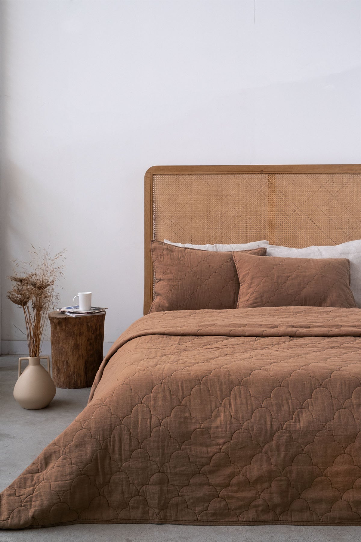 Serenity Quilted Linen Bedspread Bison